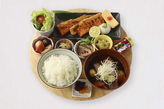 銀鮭のハラス御膳 – YELLOWTAIL